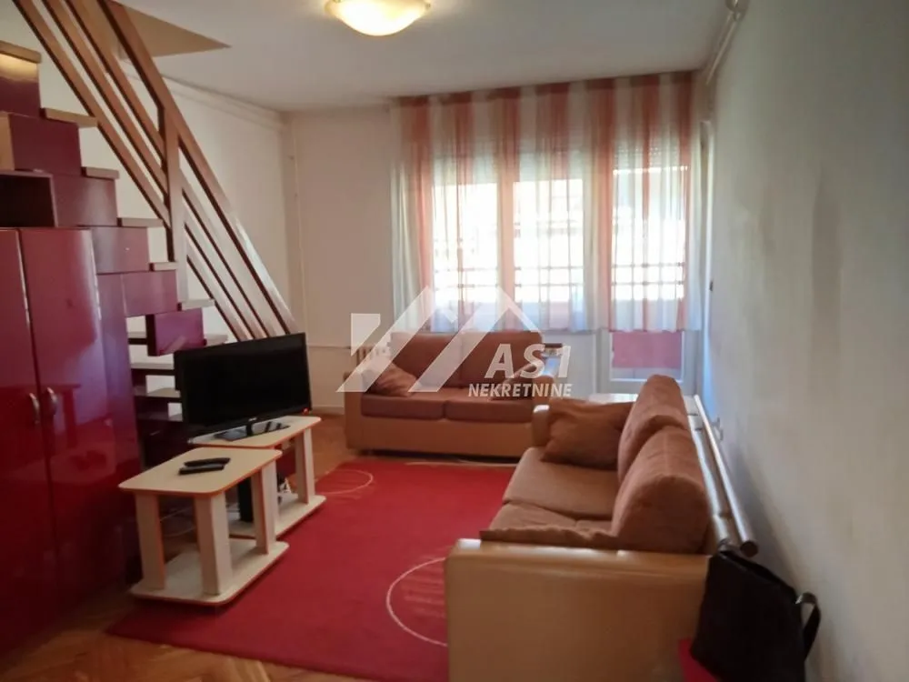 Izdavanje, trosoban stan, 80m2, Grbavica, Novi Sad, Novi Sad