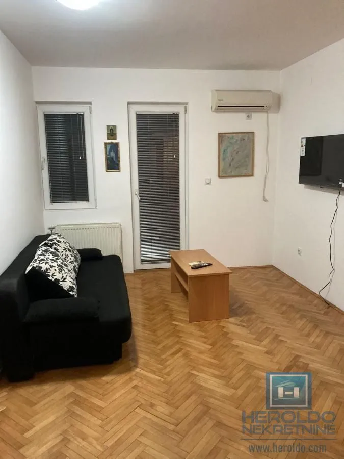 Izdavanje, jednosoban stan, 37m2, Jagodina