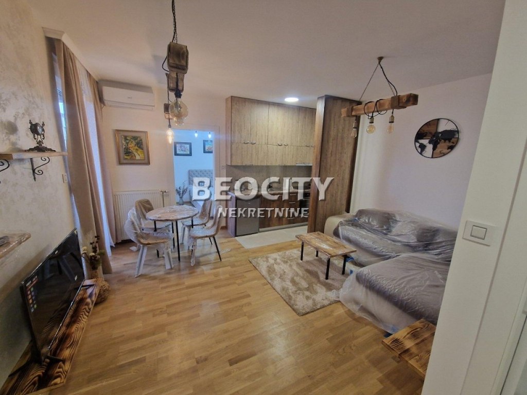 Novi Sad, Liman 4, Sime Matavulja, 2. 5, 54m2, 700EUR