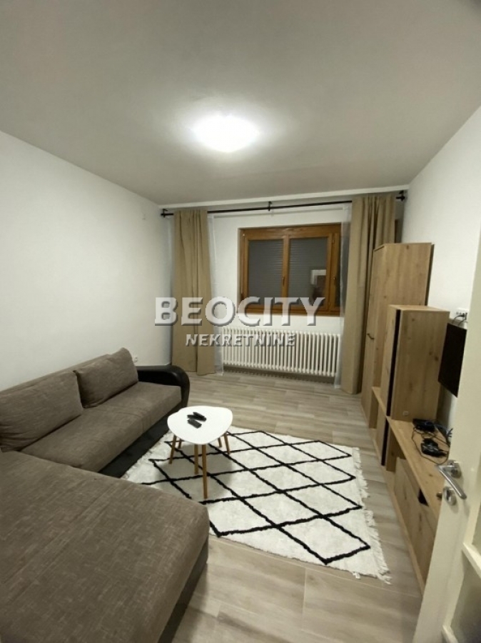 Novi Sad, Liman 3, Bulevar cara Lazara, 0. 5, 24m2, 350EUR