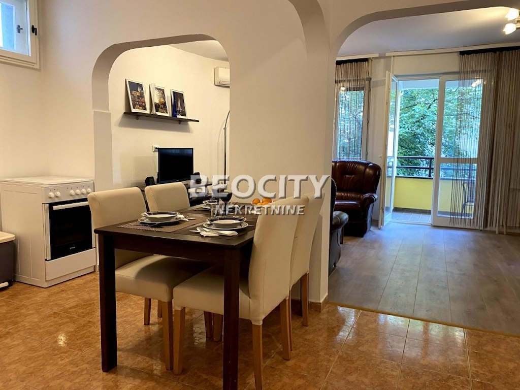 Stari grad, Dorćol, , 4. 0, 80m2, 1200EUR