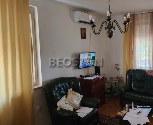 Kneza Viseslava, Trosoban stan za izdavanje, 65m2, 550€