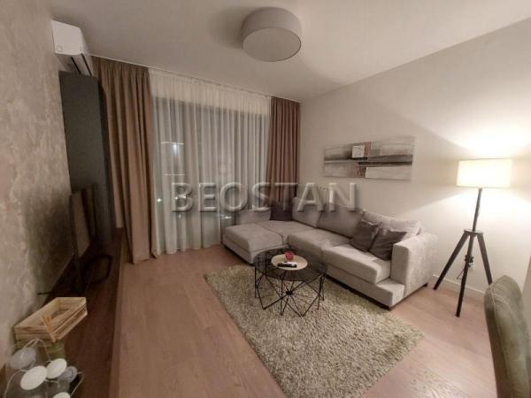 Hercegovačka, Dvosoban stan za izdavanje, 57m2, 1.200€