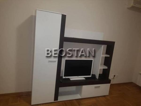 Dvoiposoban stan za izdavanje, 60m2, 550€