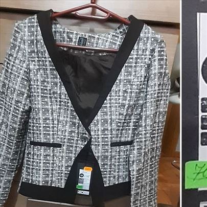 Nov ženski sako blejzer vel. 40