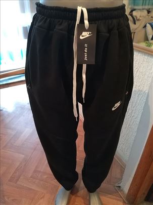 Nova muška trenerka Nike crna 2xl 3xl debela novo