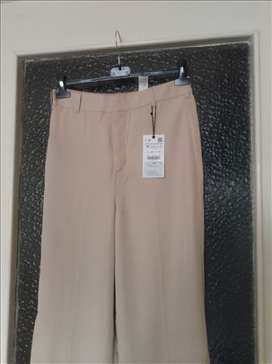 Zara nove sa etiketom bez pantalone