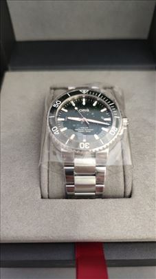 Oris Aquis Date 4157-07 8 22 05PEB muški sat