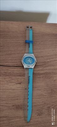 Swatch svoč sat nebo plavo beli