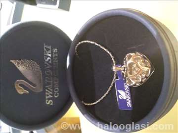 Swarovski srce okrugla kutija!