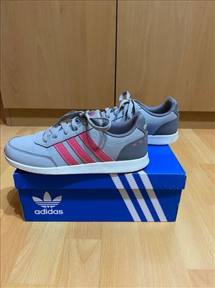 Decije Adidas kozne Original 1 koriscene