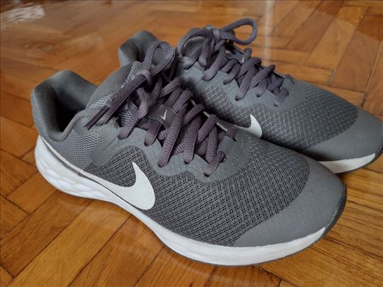 Nike patike br. 36.5