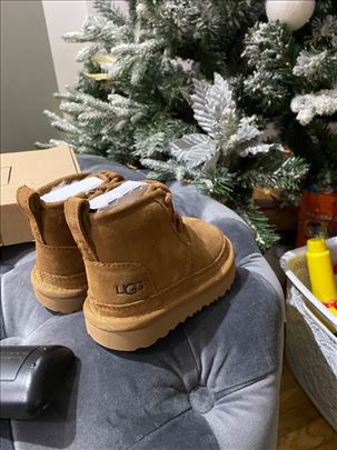 Uggs baby