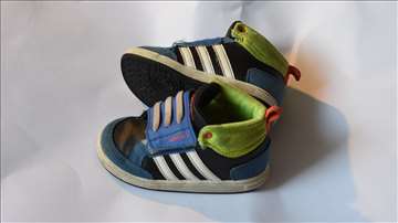 Patike Adidas jeftino! br.22