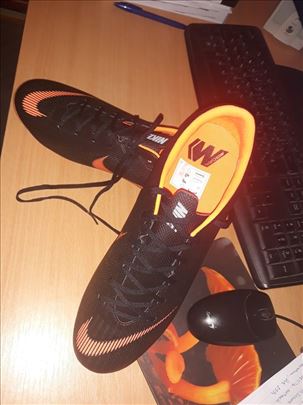 Nike Mercurial kopačke br. 44