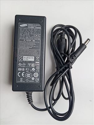 Adapter Samsung izlaz DC 12V/1A