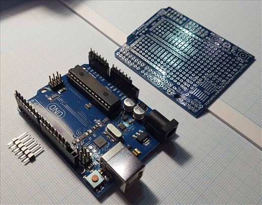 Arduino Uno proto shield