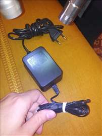 AC Adapter 12V 1000mA