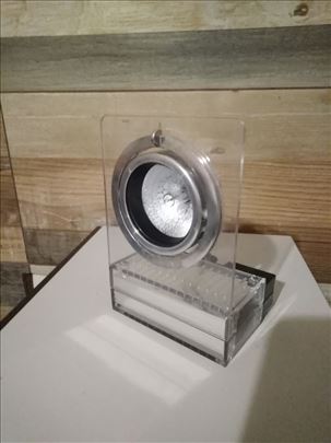 Lampe za osvetljenje lokala