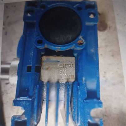 Motor 0,37 kw+ reduktor72 obrt.izlaz