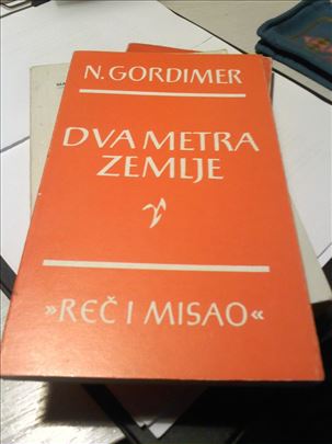 . N. Gordimer, Dva metra zemlje