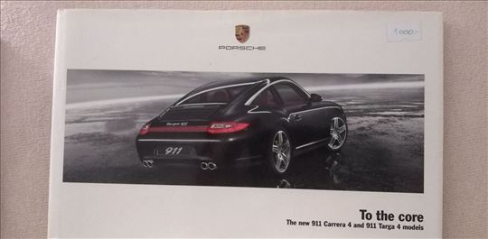 Prospekt Porsche To the Core:The new 911 Carrera 4