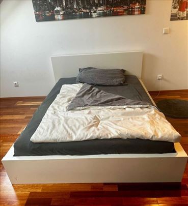 Krevet Ikea Malm 140x200 cm