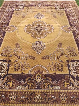 Prodajem Velvet tepih