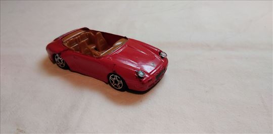 Burago Porsche 911 Carrera 1:43,China,za delove