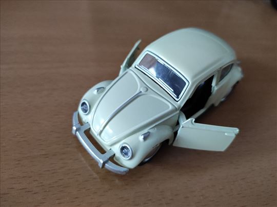 Volkswagen Buba 4x12 cm bež (više boja)