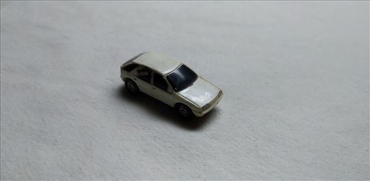 Autic Citroen oko 1:87 (3,2 cm.) malo zabrljan