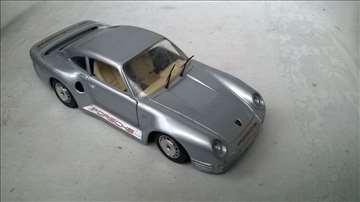 Burago Porsche 959 1:24. Italy