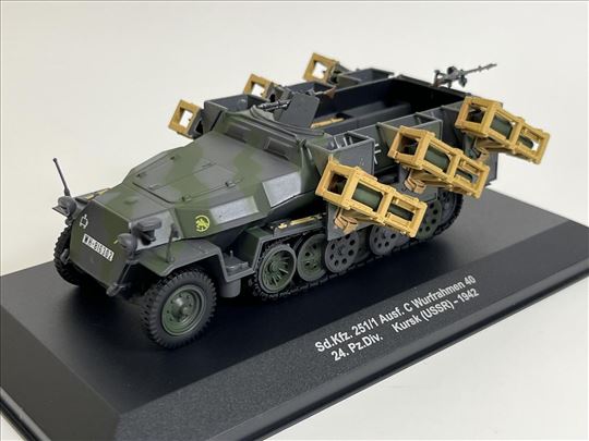 1:43 Sd.Kfz. 251/1 Ausf. C Wurfrahmen 40 24 Pz.Div