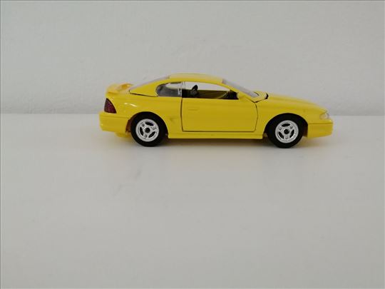 Autić majorette gt mustang