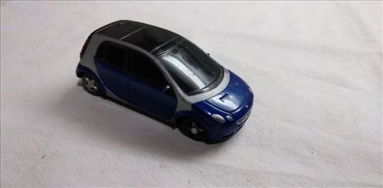 Autic Smart Forfour oko 1:50(7,3 cm.)China plastic