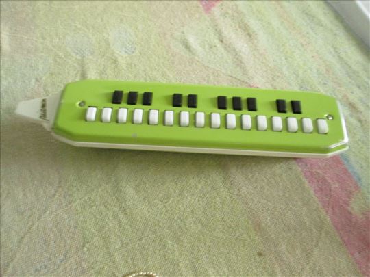 Dečji muzički instrument Pianetta, iz 1976