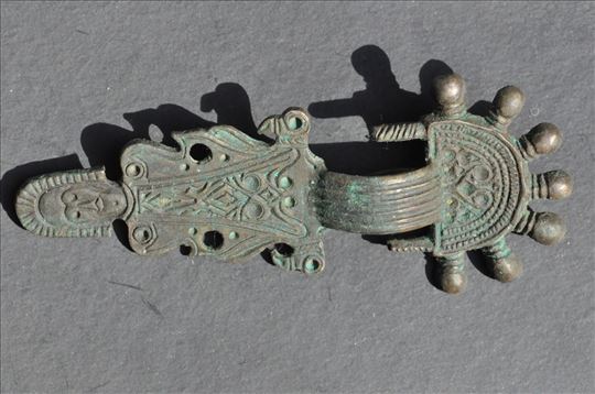 Slovenska fibula, srebro