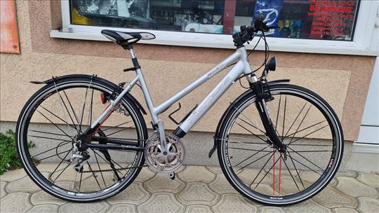 Trekking bike 28