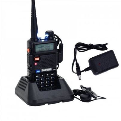 Baofeng UV 5R Dual Band radio stanica