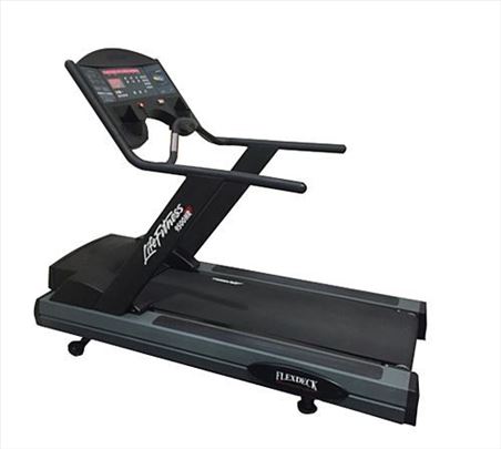 Life Fitness 9500HR