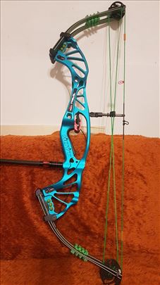 Hoyt Prevail 37 RH