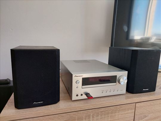 Muzička linija Pioneer X HM11 S