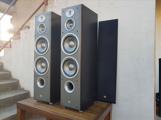 JBL E90