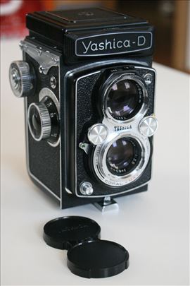 Yashica-D