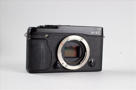 Fuji X-E1 mirrorless telo