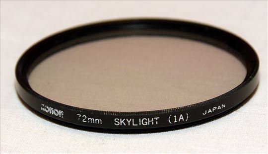 72mm skylight 1A