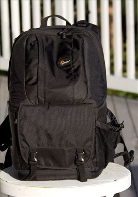 Lowepro DSLR Video Fastpack 250 AW ranac - Novo