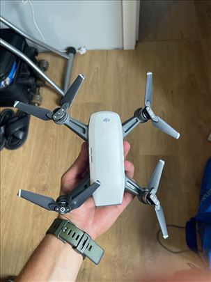 Dron DJI Spark