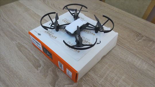 Dron DJI Tello Full Pack/Odličan/Novo iz Swiss