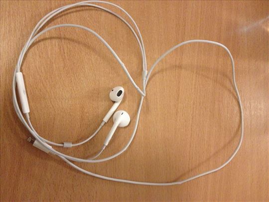 Apple EarPods sa Lightning konektorom